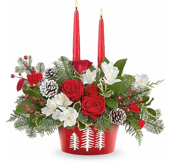 Evergreen Charm Centerpiece – Bespoke Blooms NL